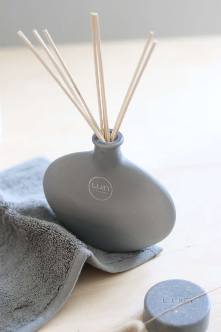 Reed Diffuser I´m after pure INDULGENCE | Luin Living